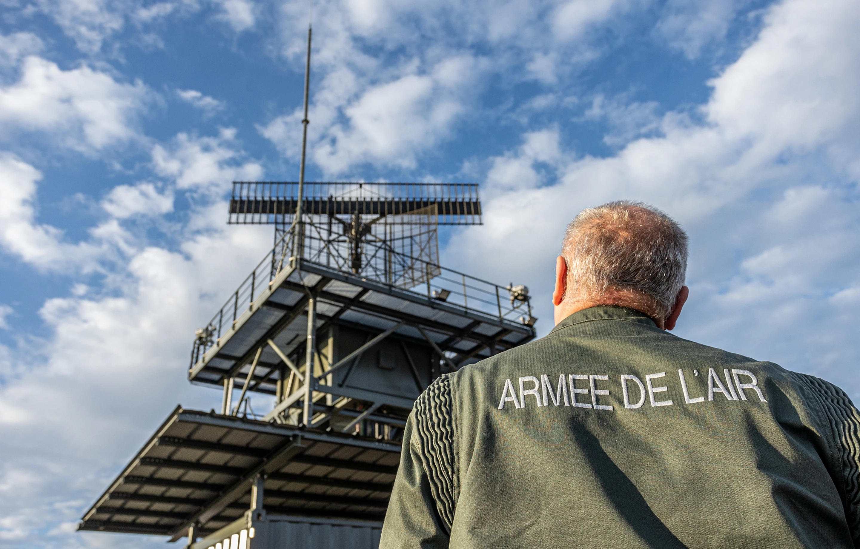 Devenir assistant systèmes numériques dans l'AAE
